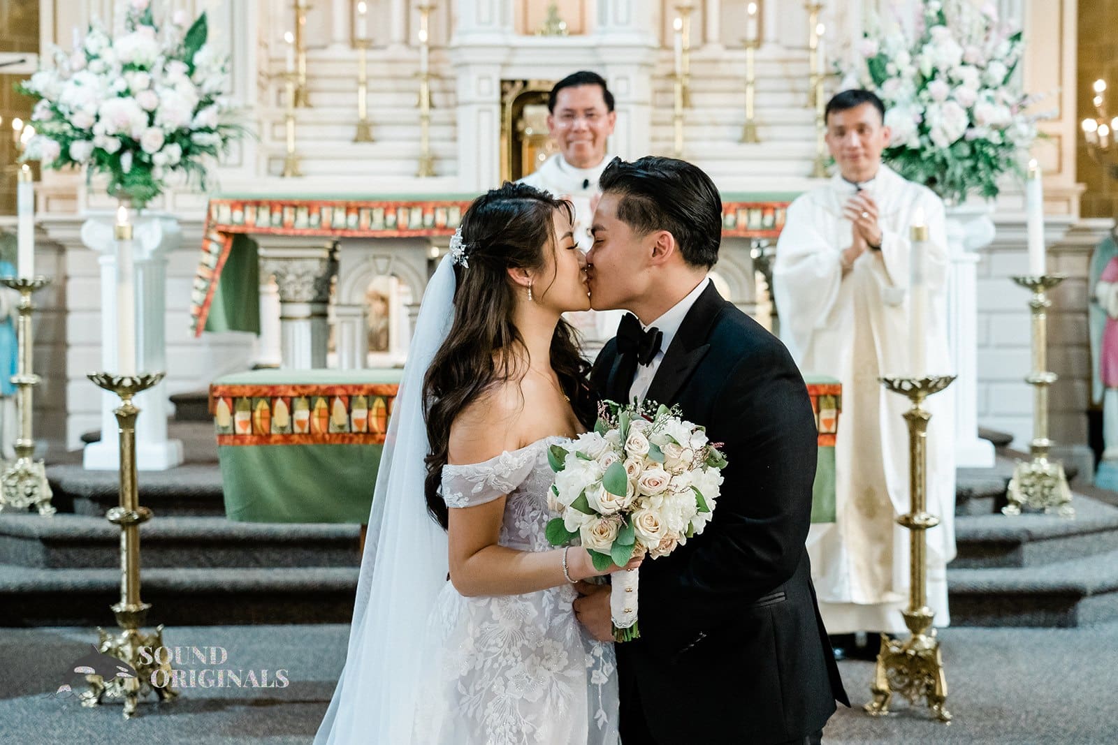 Immaculate Conception Catholic Church Wedding // Jessica & Tony | Wedding Photography ...